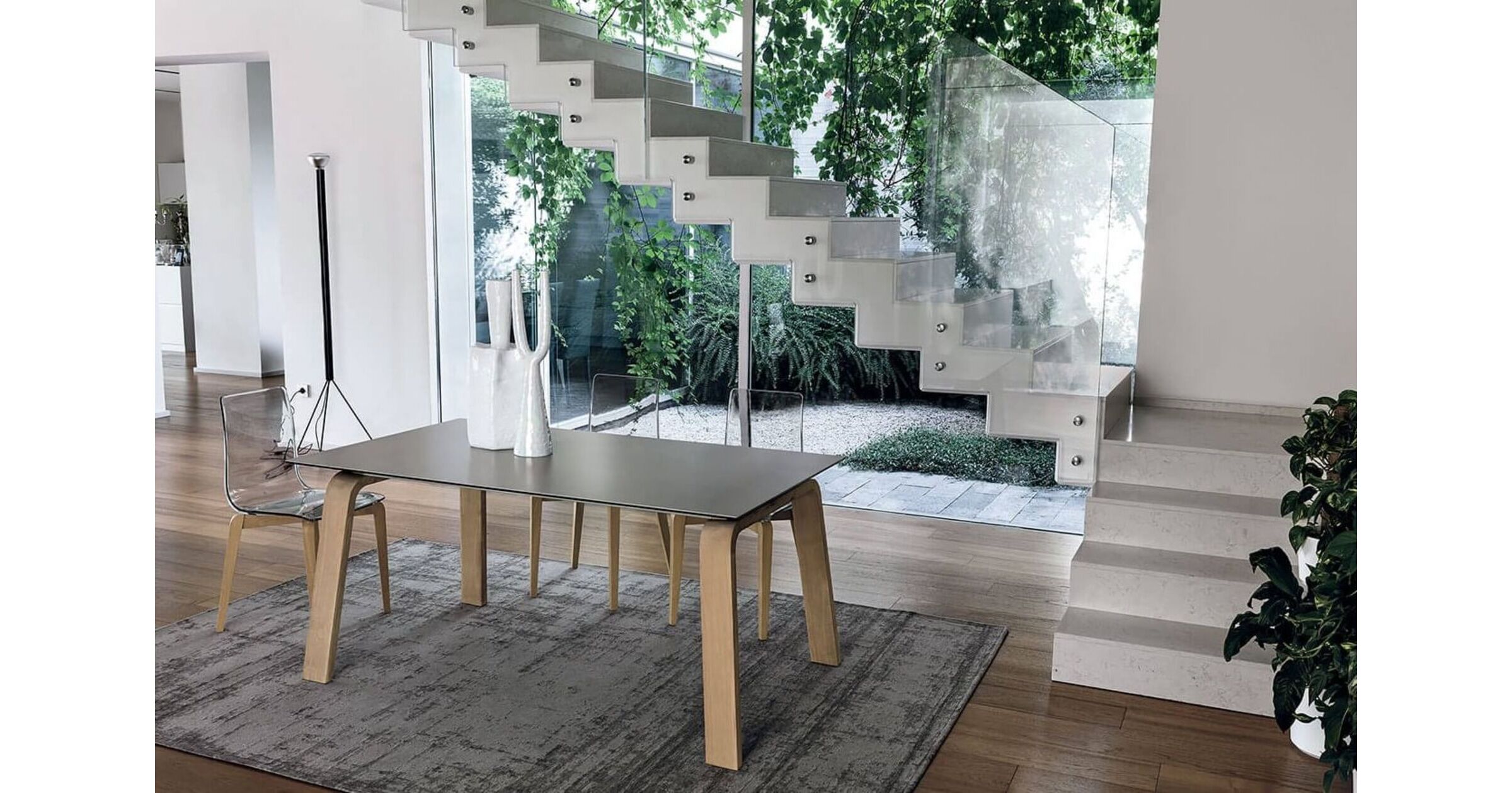 Quality Craftsmanship DEIMOS Extendable Table for Modern Living