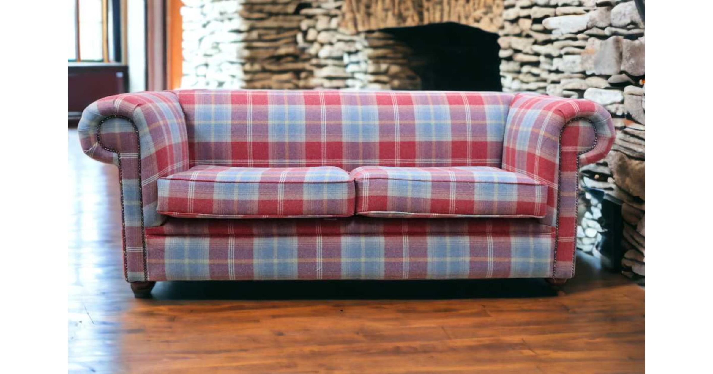 Buy Balmoral Ruby fabric Chesterfield sofa | DesignerSofas4U